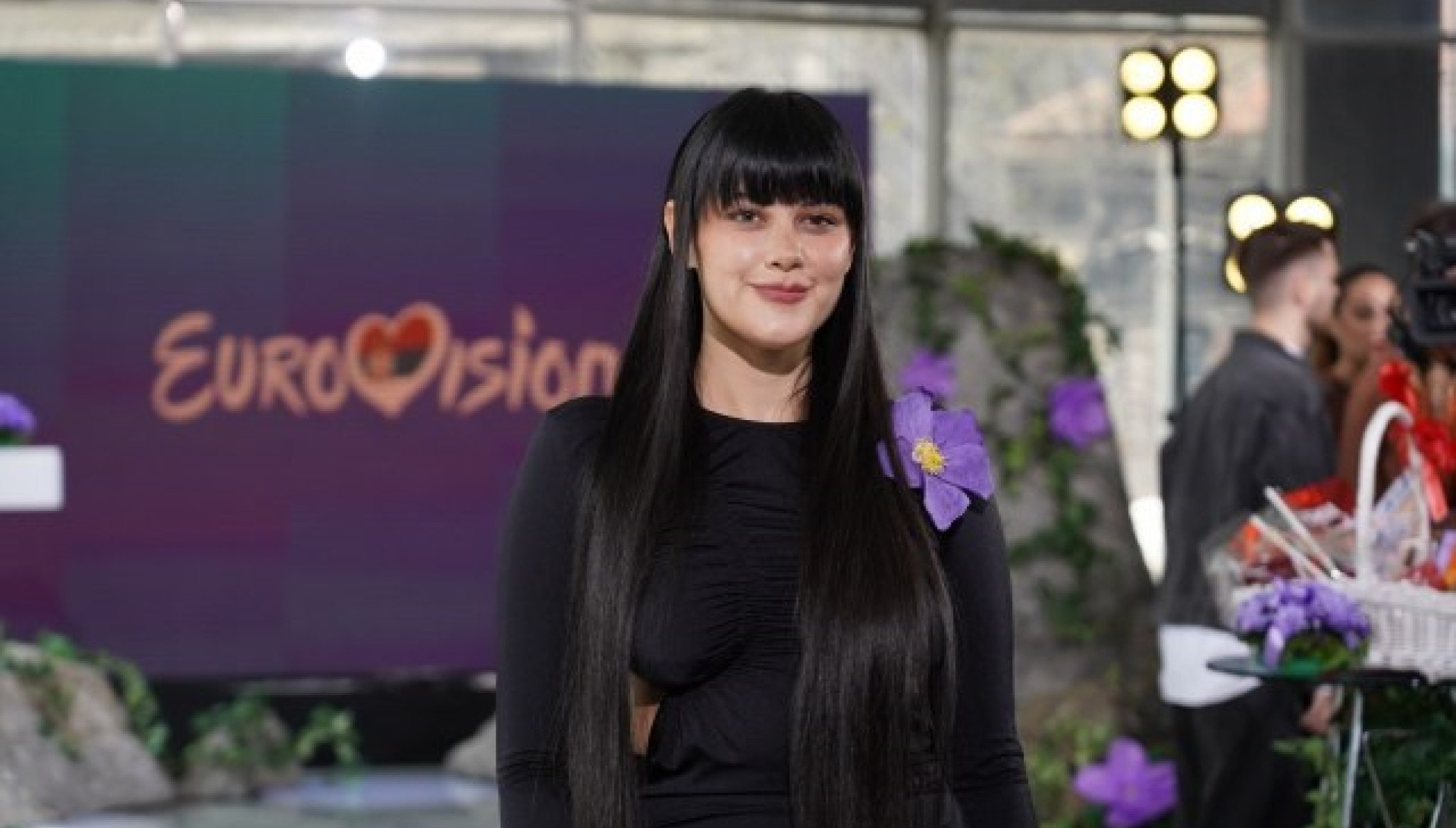 Teya Dora je PRVA TAKMIČARKA koja je prošla u finale Evrovizije! (VIDEO ...