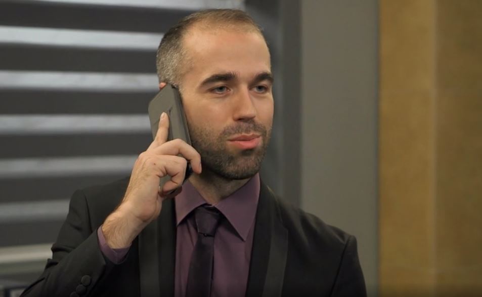 Glumac serije "Igra sudbine" POSTAO TATA! Ćerki dao kratko ime... (FOTO)