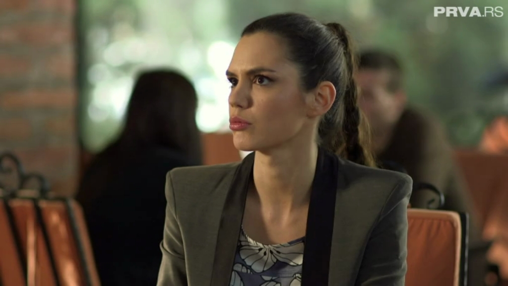 Olja Lević SA KOLEGOM IZ SERIJE UŽIVA NA MALDIVIMA! Ne kriju da uživaju ...