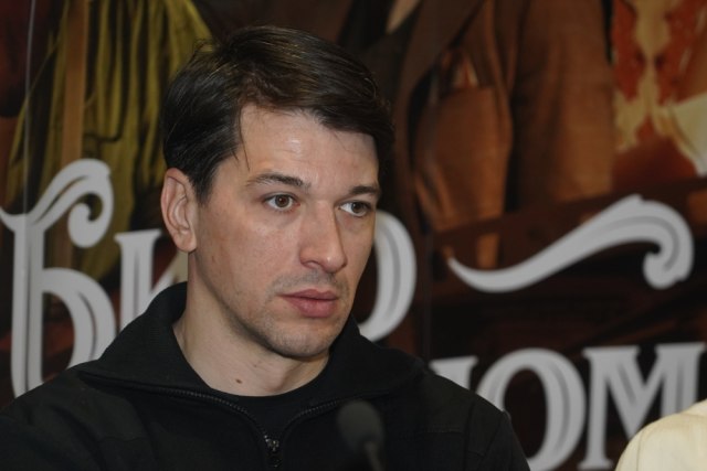 Viktor Savić otkrio čime bi se bavio da nije GLUMAC: Iznenadićete se ...